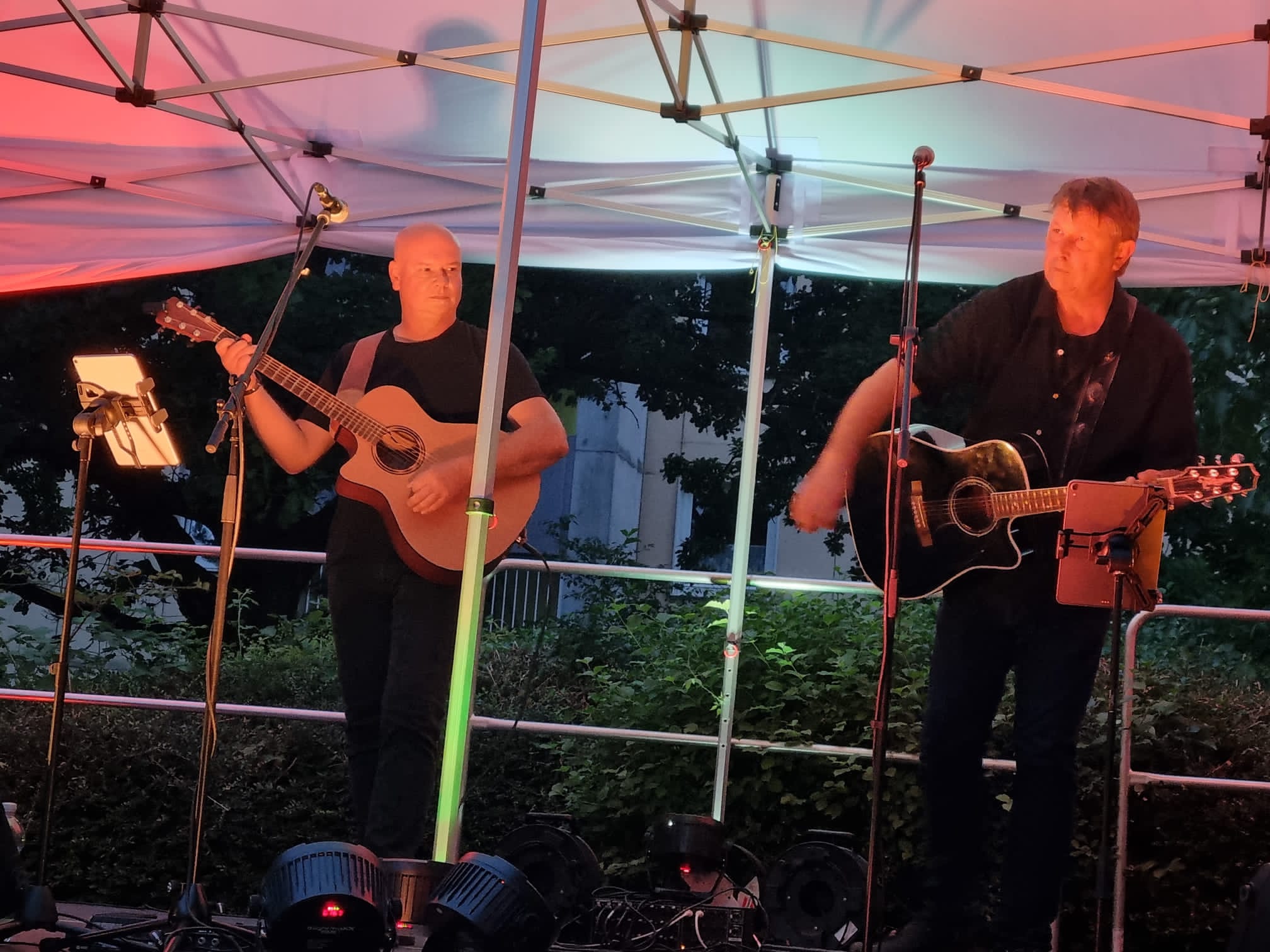 The Slow Hands – Acoustic Cover Rock